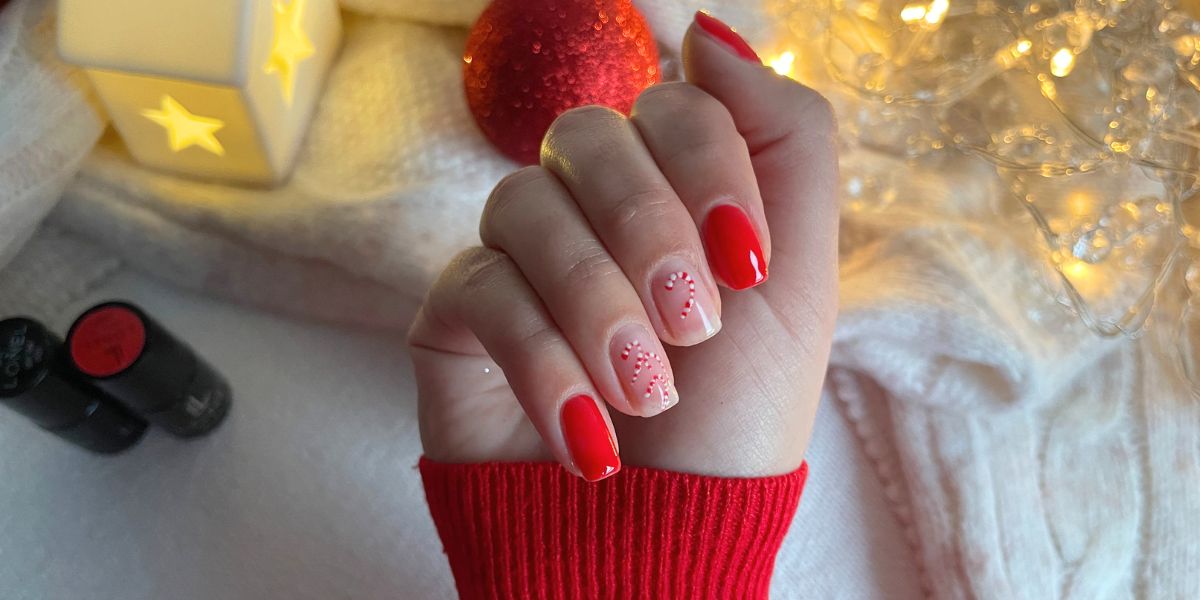 Jednoduché vánoční nehty | Návody a inspirace Noezon.cz